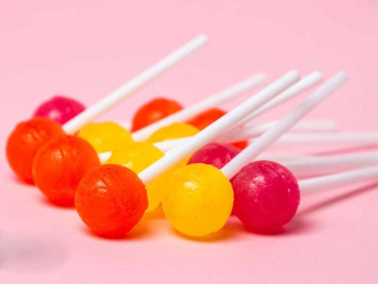 How Lollipops Are Made Step by Step - Lollipop Manufacturing & Wrapping ...